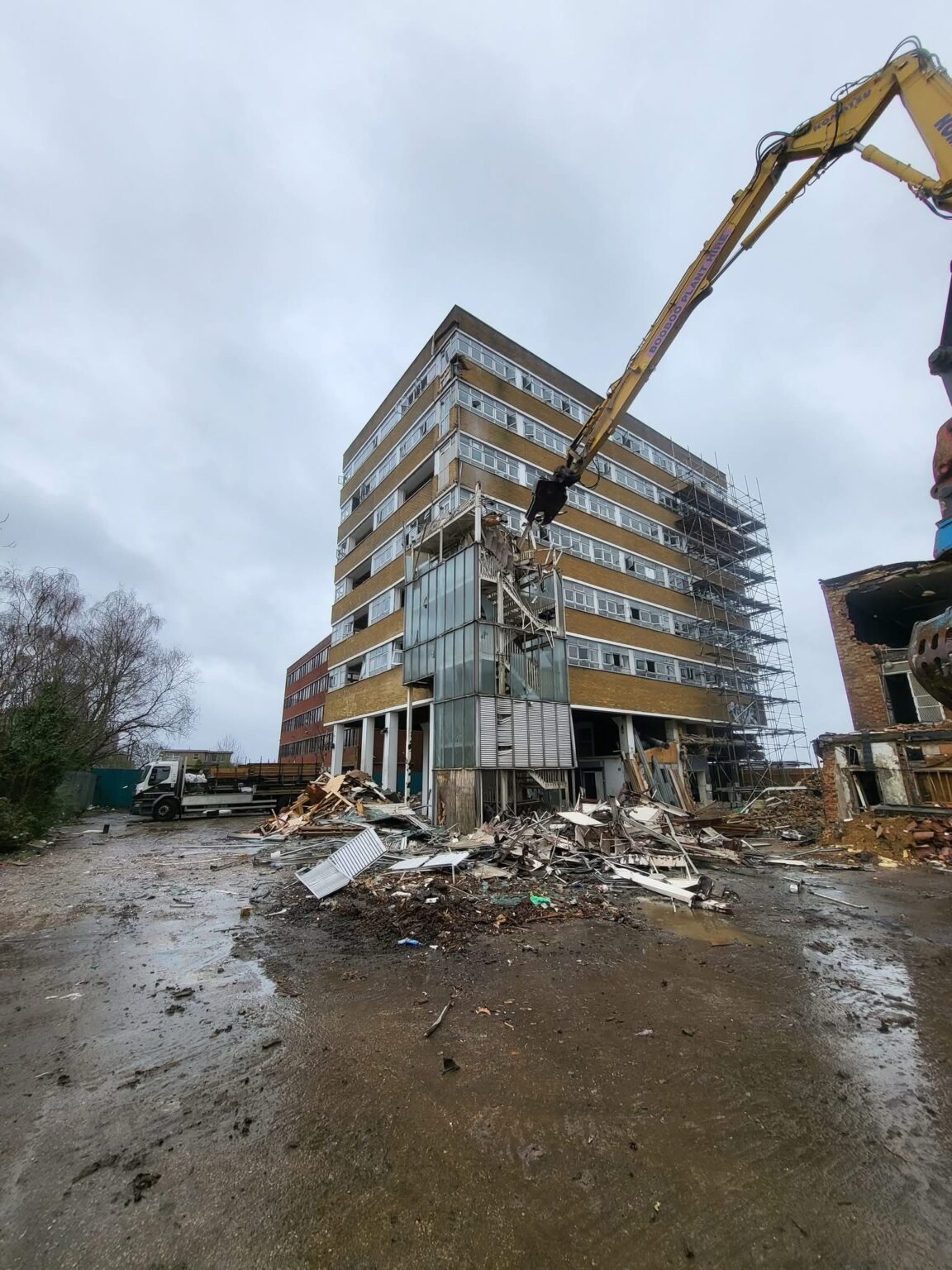 Local Demolition Services in London - D and R Demolition